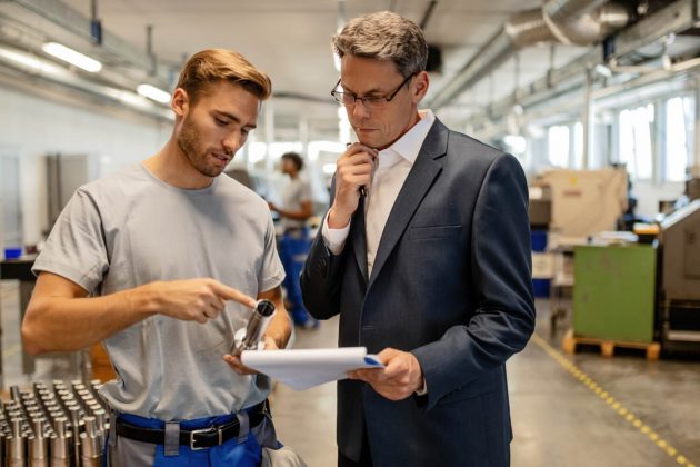 Manufacturing Project Management: Ultimate Guide for 2026